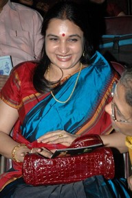 Suganya Actress at Bharathanatyam Arangetram - Photos - Funrahi