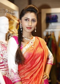 Models at Neeru's Wedding Collection 2013 Launch in Hyderabad - Photos ...